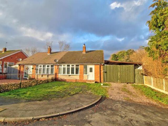 2 Bedroom Bungalow Brierley Hill Dudley 98930056