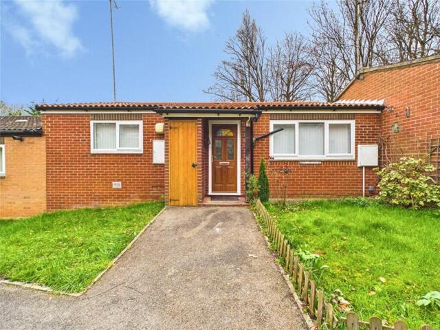 2 Bedroom Bungalow Bristol City Of Bristol 101678240