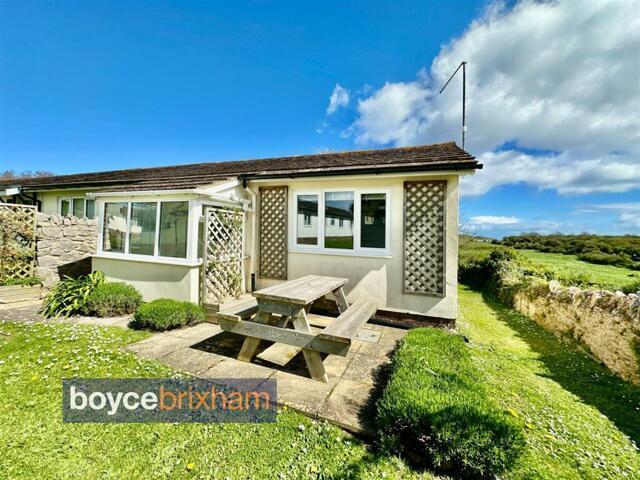 2 Bedroom Bungalow Brixham Devon LS100953759