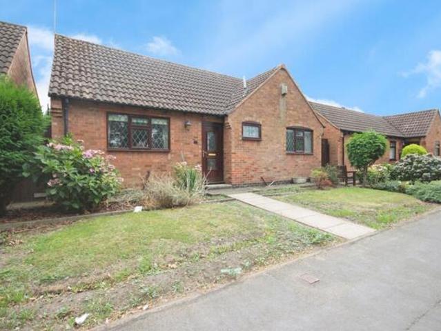 2 Bedroom Bungalow Bulkington Warwickshire 101678447