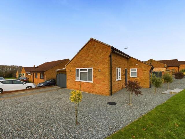 2 Bedroom Bungalow Downham Market Norfolk LS100854959