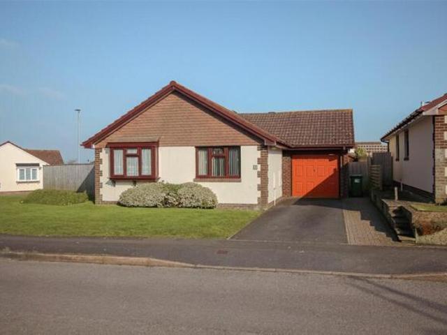 2 Bedroom Bungalow Devon Devon 101678458