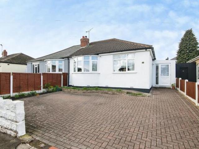 2 Bedroom Bungalow Dudley Wolverhampton 101677702