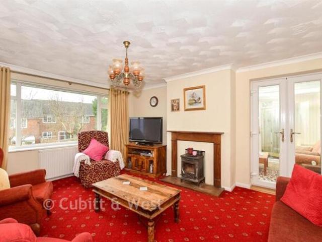 2 Bedroom Bungalow East Sussex East Sussex LS101351693
