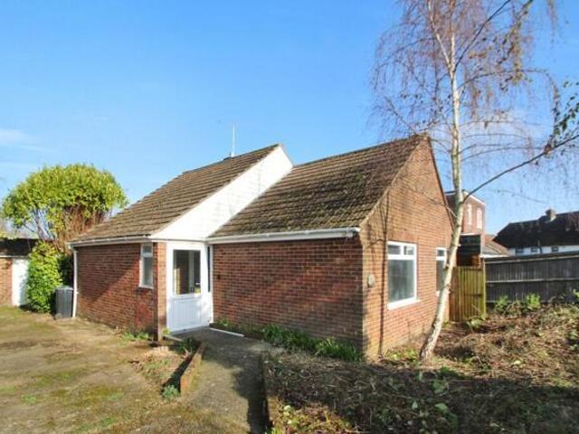 2 Bedroom Bungalow East Sussex Kent LS101677853