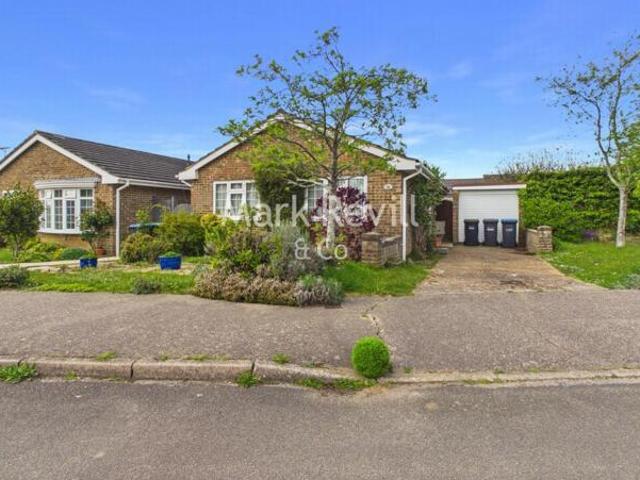 2 Bedroom Bungalow East Sussex West Sussex 101777766