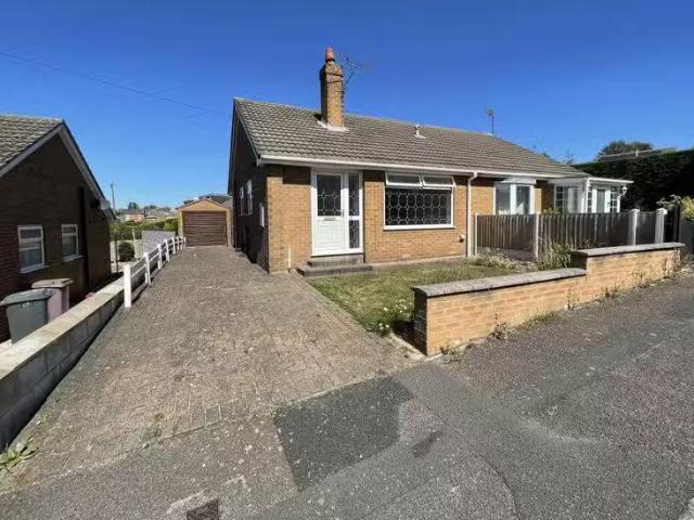 2 bedroom bungalow for rent in 12 Meadow Grove Newton, DE55