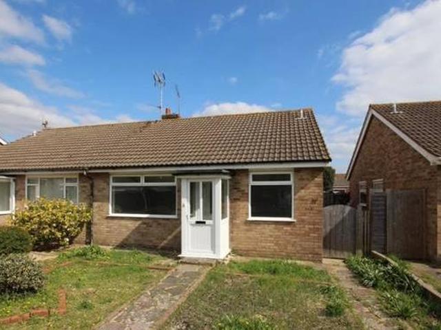 2 bedroom bungalow for rent in Ashurst Way East Preston BN16