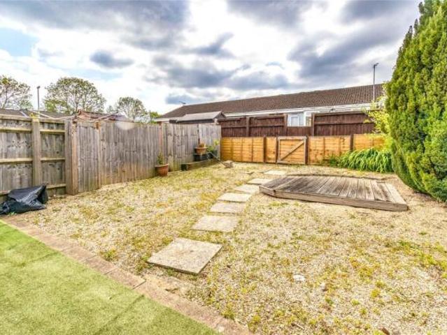 2 bedroom bungalow for rent in Bellver, Toothill, Swindon, Wiltshire, SN5