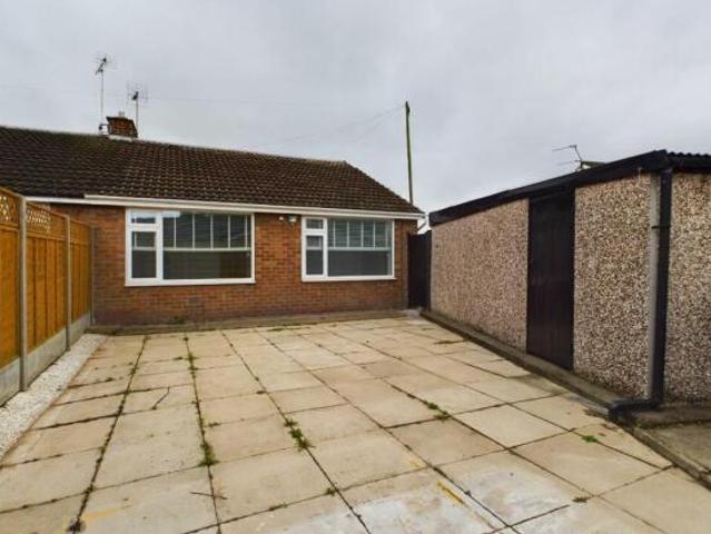 2 bedroom bungalow for rent in Buttermere Drive, York, YO30