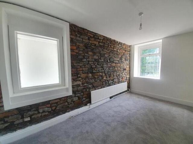 2 bedroom bungalow for rent in Glantawe Street, SA6