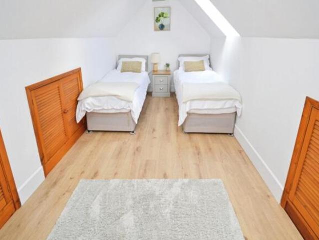 2 bedroom bungalow for rent in Fenn Street, St. Mary Hoo, Rochester, Kent, ME3