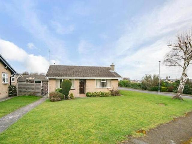 2 Bedroom Bungalow For Rent In Hoyland