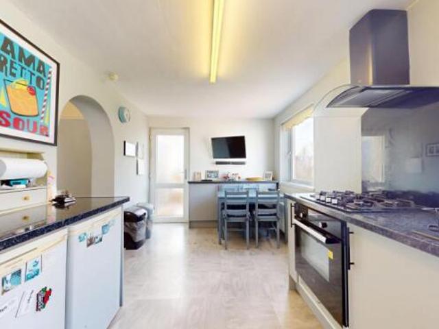 2 bedroom bungalow for rent in Heol Cattwg, Whitchurch, CF14