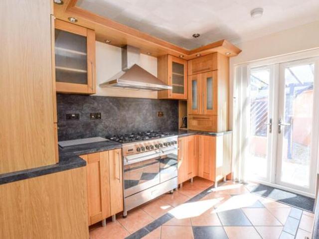 2 bedroom bungalow for rent in Oval Avenue, Costessey, Norwich, NR5