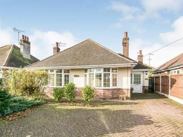 2 bedroom bungalow for rent in London Road ClactonOnSea CO15