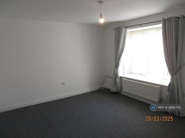 2 bedroom bungalow for rent in Mersey Street, Hull, HU8