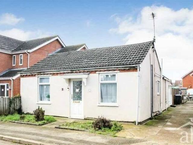 2 bedroom bungalow for rent in Milton Street Ipswich IP4