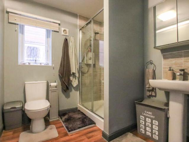 2 bedroom bungalow for rent in Nethermere Lane, Bilborough, Nottingham, NG8