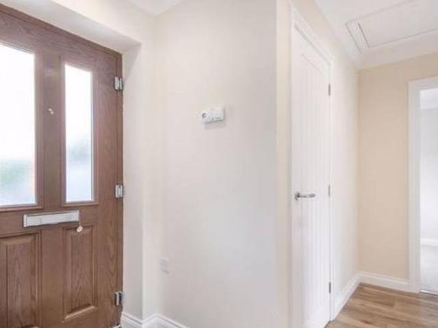 2 bedroom bungalow for rent in Sandhurst GU47