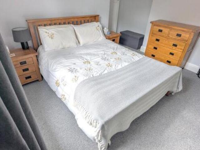 2 bedroom bungalow for rent in St. Michael's Rd. S35