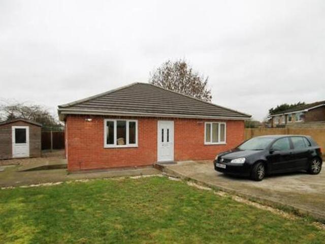 2 Bedroom Bungalow For Rent In Romford