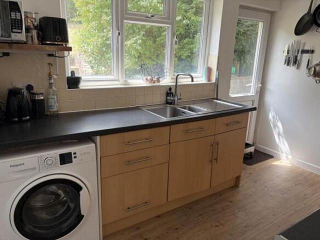 2 bedroom bungalow for rent in Tongdean Rise, Brighton, BN1