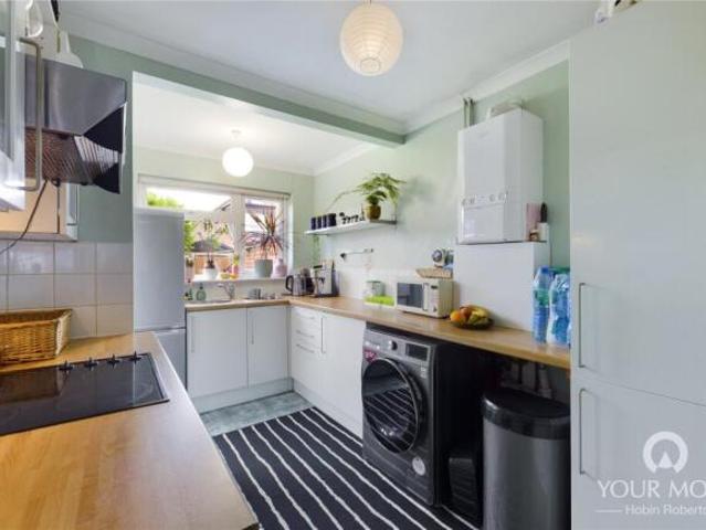 2 bedroom bungalow for rent in Yelvertoft Road, Northampton, NN2