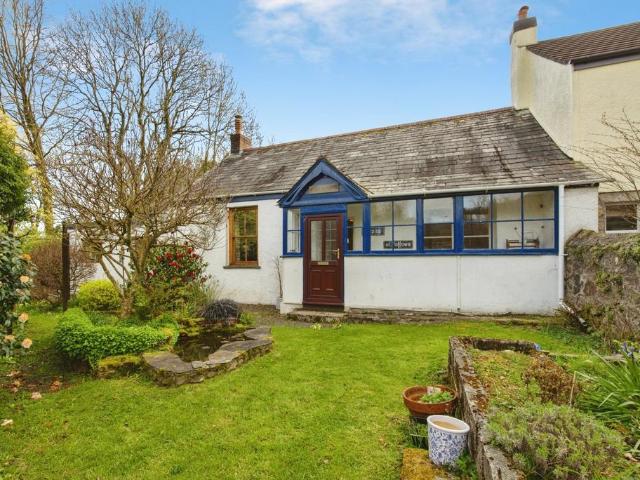 2 bedroom bungalow for sale