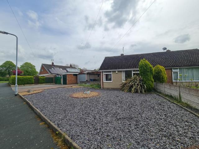 2 bedroom bungalow for sale