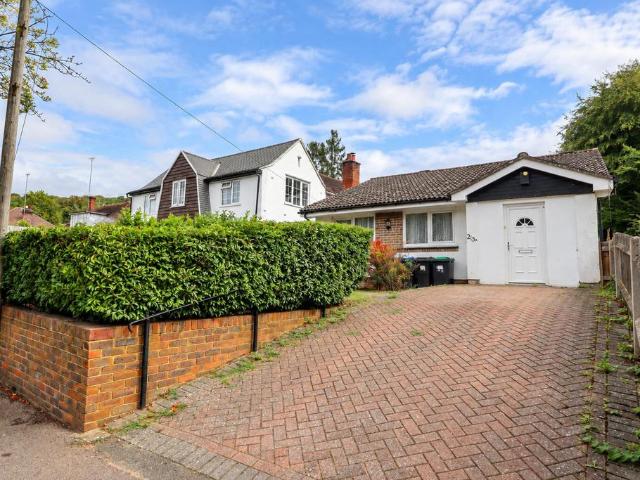 2 bedroom bungalow for sale