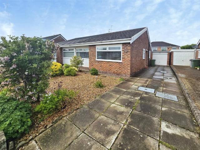 2 bedroom bungalow for sale