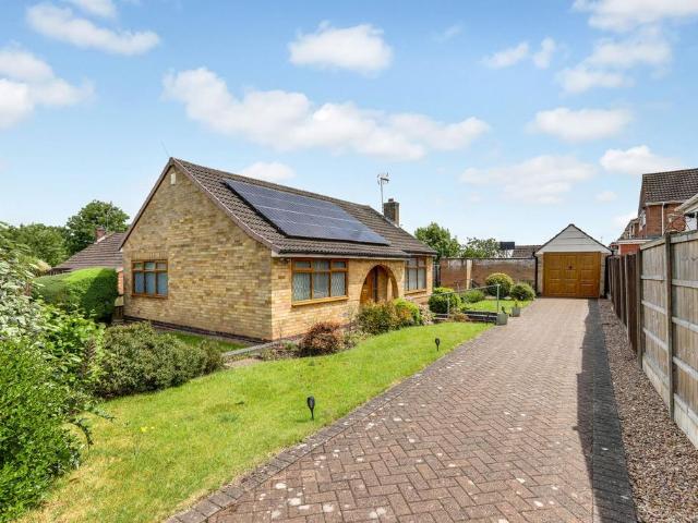2 bedroom bungalow for sale