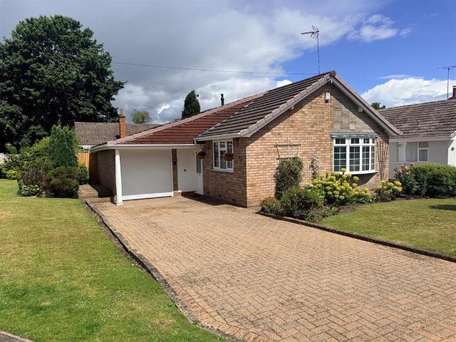 2 bedroom bungalow for sale