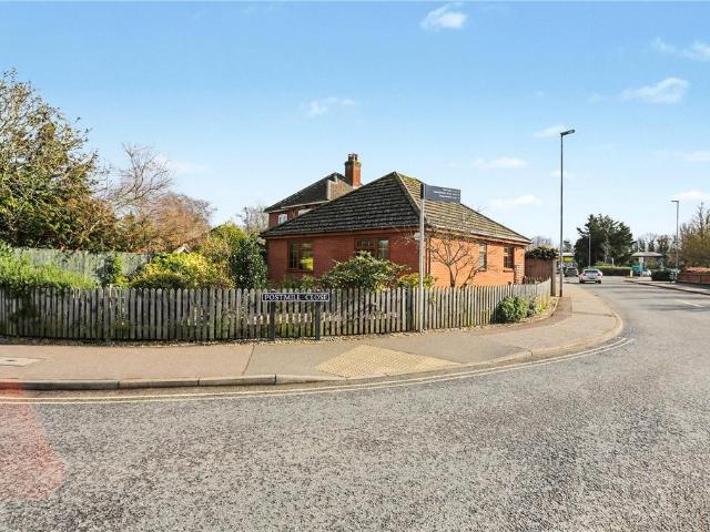 2 bedroom bungalow for sale