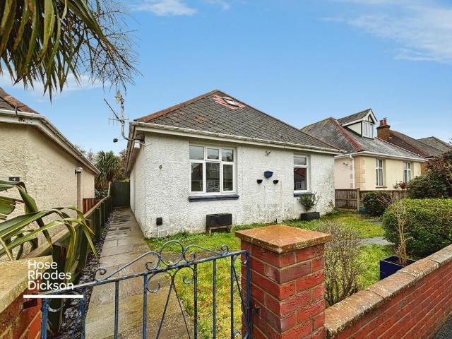 2 bedroom bungalow for sale
