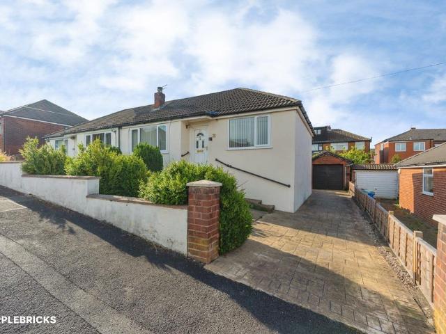 2 bedroom bungalow for sale