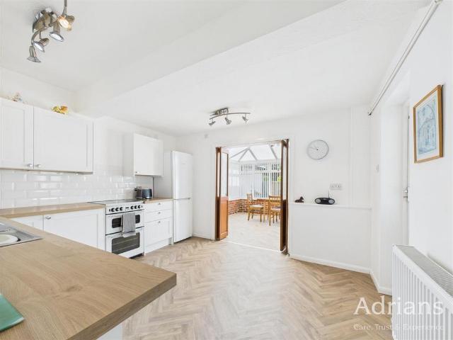 2 bedroom bungalow for sale