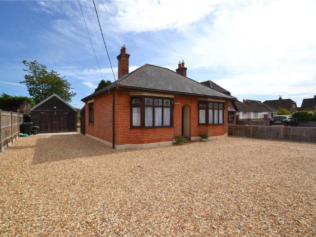 2 bedroom bungalow for sale