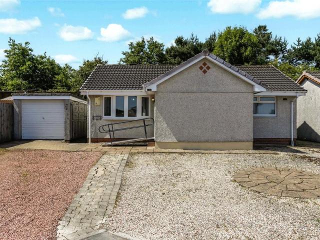 2 bedroom bungalow for sale