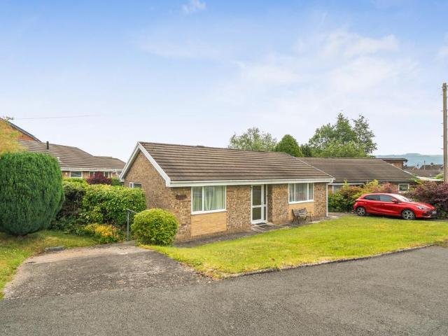 2 bedroom bungalow for sale