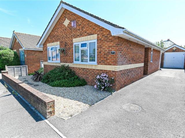 2 bedroom bungalow for sale