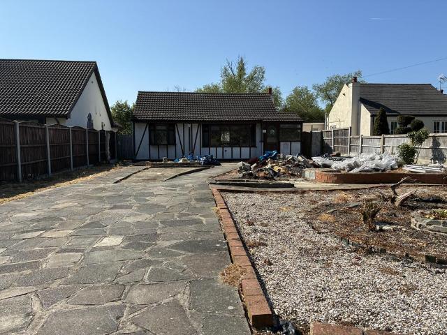 2 bedroom bungalow for sale