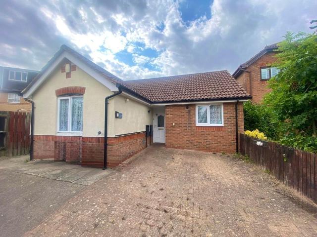 2 bedroom bungalow for sale