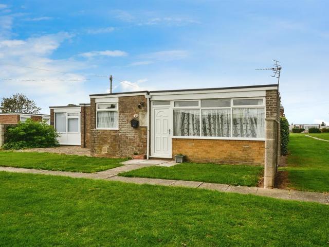 2 bedroom bungalow for sale