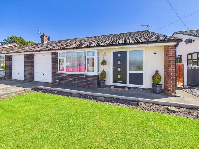 2 bedroom bungalow for sale