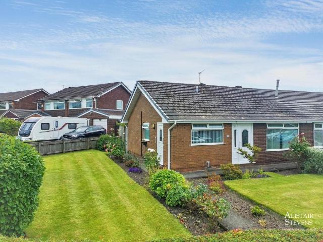2 bedroom bungalow for sale