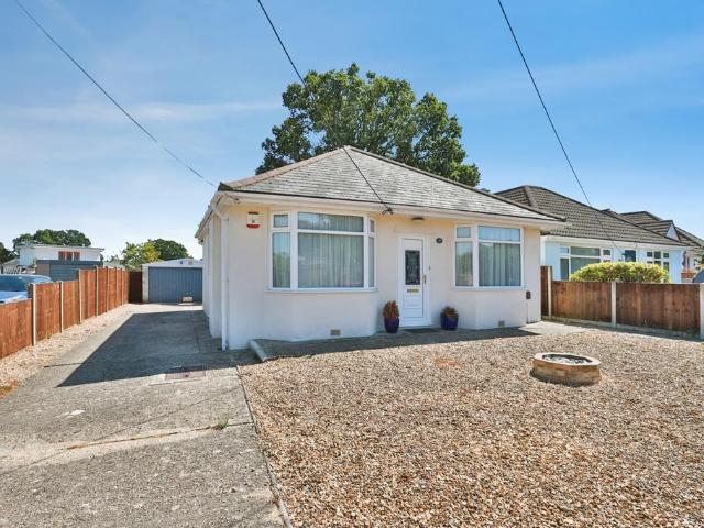 2 bedroom bungalow for sale