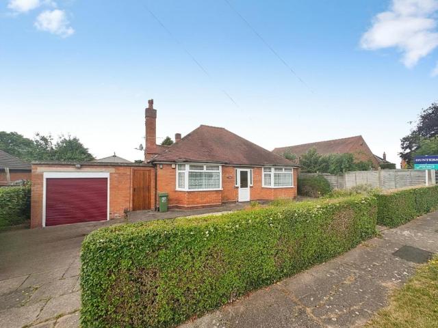 2 bedroom bungalow for sale