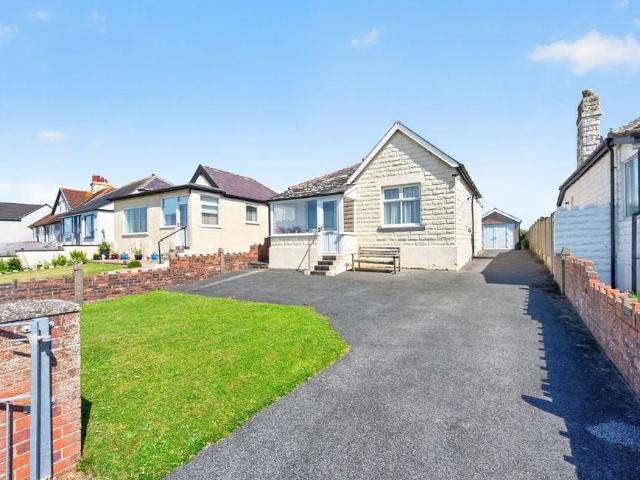 2 bedroom bungalow for sale